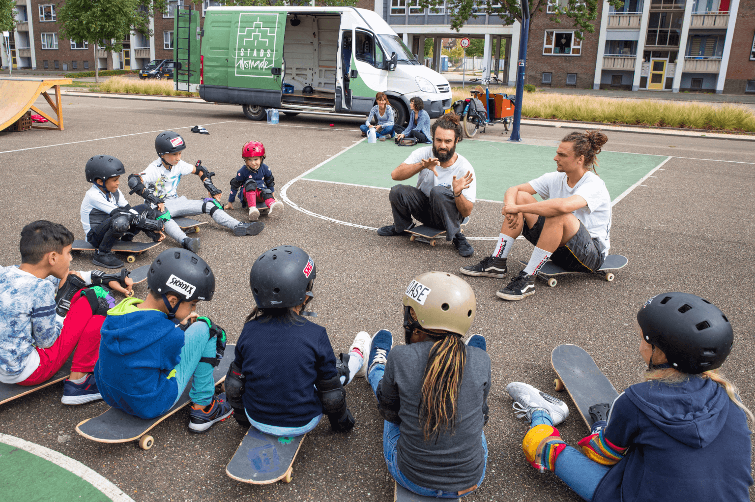 Jongerenwerker Mick Wiertz: ‘Jongeren hebben behoefte aan nieuwe ...